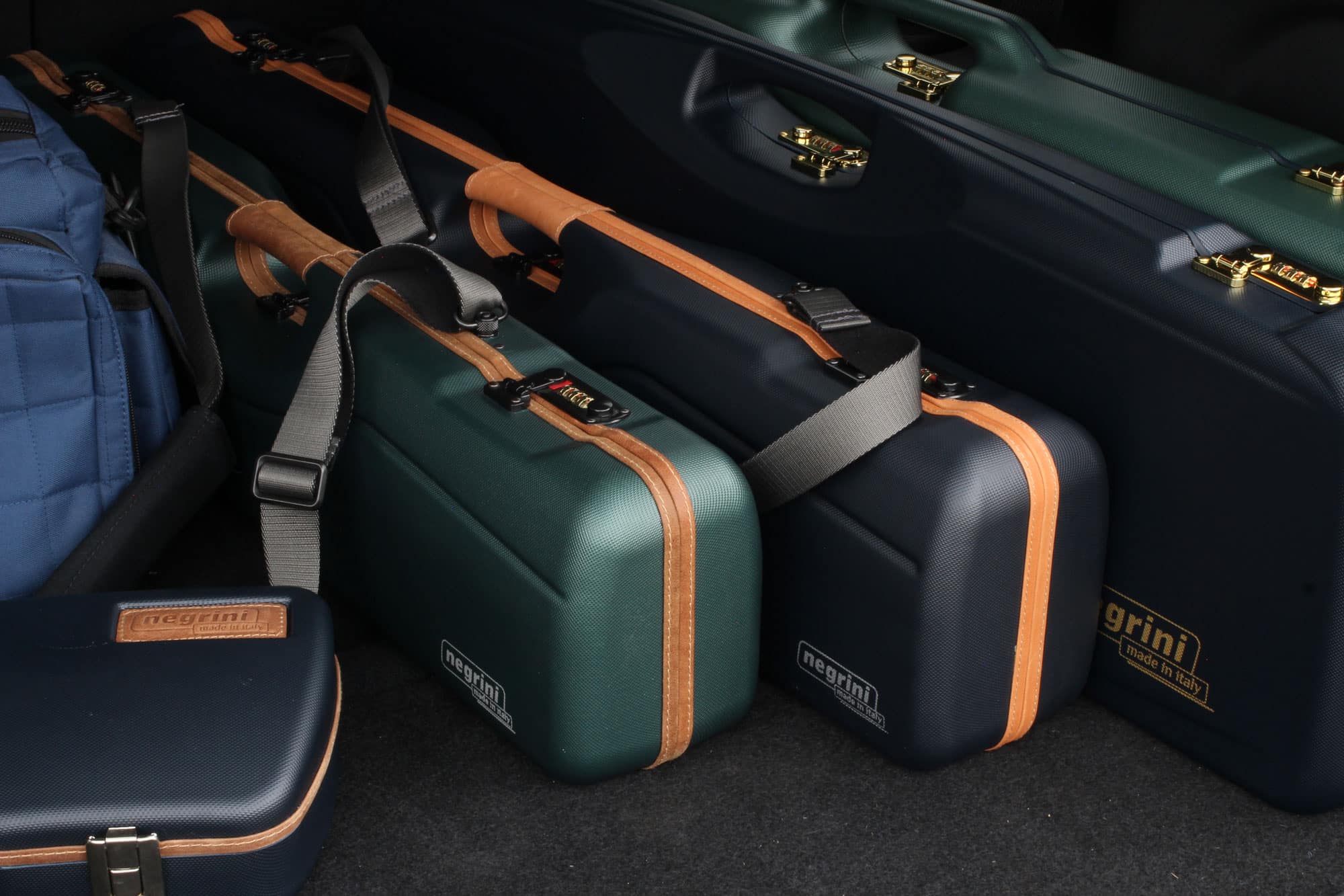 Best Shotgun Cases For Sale | Lockable & Hunting Gun Cases | Negrini Cases